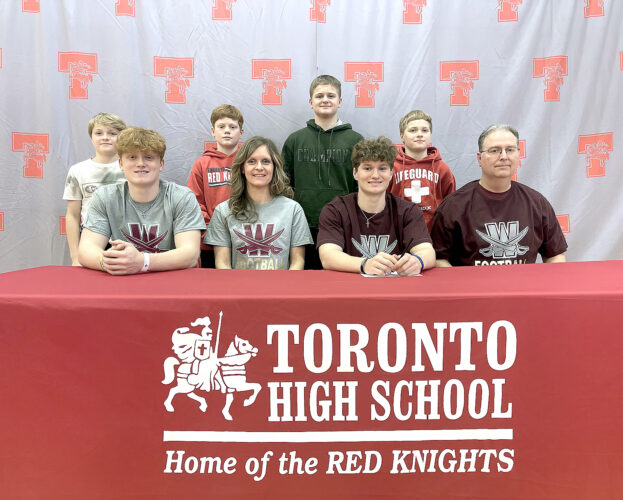Toronto’s Kinsey off to Walsh | News, Sports, Jobs - The Herald Star